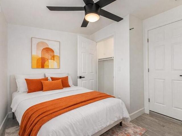 Absolutely Perfect! Fully Remodeled. Located near light rail & Shopping & Food