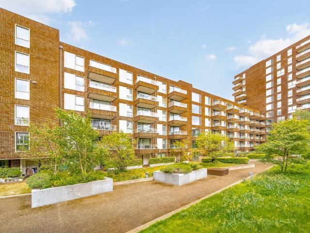 Agnes George Walk, Pontoon Docks E16, 1 bed flat to rent, £1,750 pcm | PrimeLocation