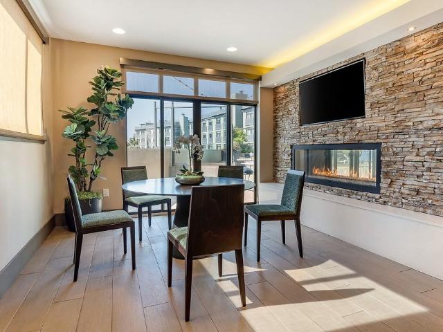 Agora at South Main 2 Bedroom Apartment for Rent at 1500 Newell Ave, Walnut Creek, CA 94596 Downtown Walnut Creek