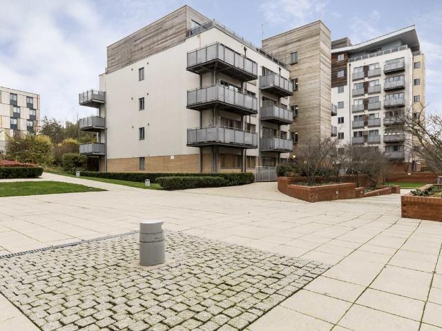 Agate Close, London NW10, 2 bed flat to rent, £2,201 pcm | PrimeLocation