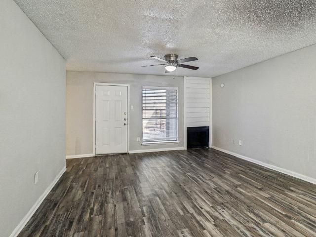Agave Villas 2 Bedroom Apartment for Rent at 1115 N O Connor Rd, Irving, TX 75061 Legends