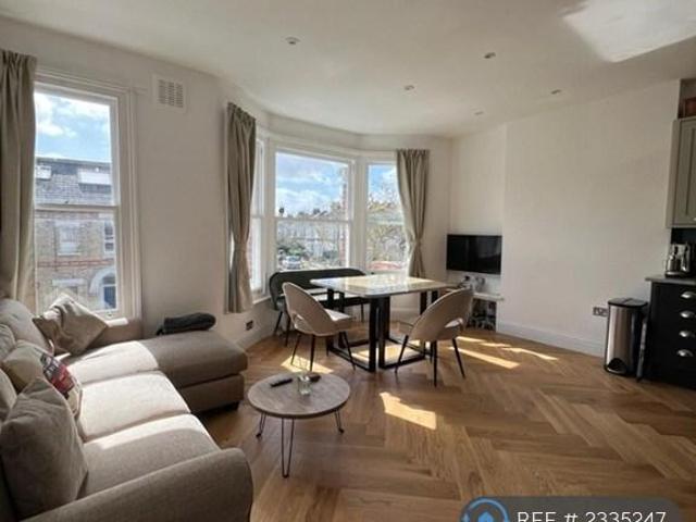 Agamemnon Road, London, NW6 3 bed flat to rent £3,500 pcm £808 pw