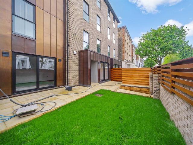 Agar Grove, Camden NW1, 2 bed flat to rent, £2,600 pcm | PrimeLocation