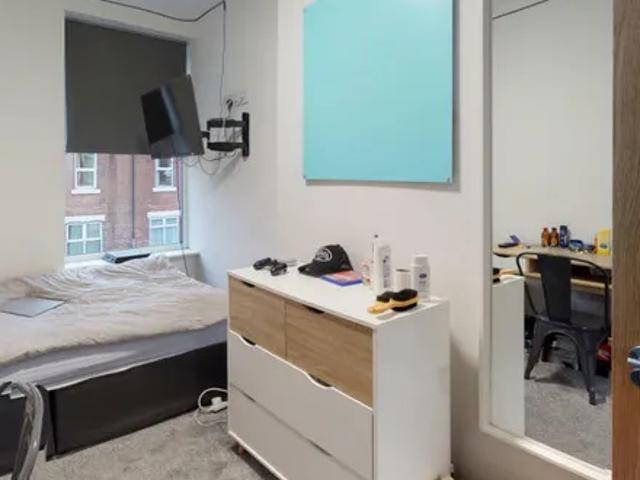 Aged Pilgrims Friendly Society's Home, 116 Sedgmoor Place, London, SE5 7RQ, United Kingdom | 5 bed house for rent #154588918 | Rentberry