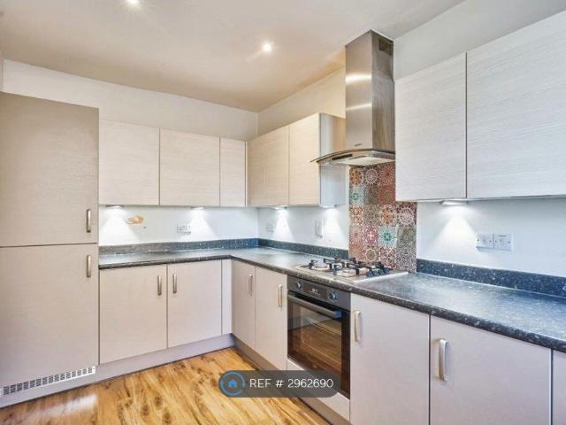 Ager Avenue, Dagenham RM8, 3 bed terraced house to rent, £2,400 pcm | PrimeLocation