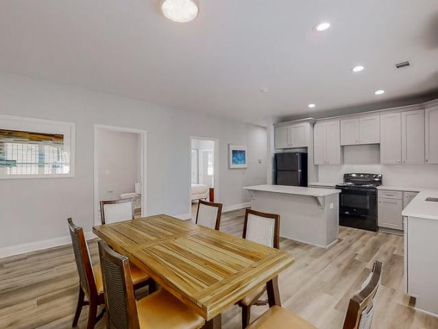 Agerestricted 55+, Gorgeous new construction, zero