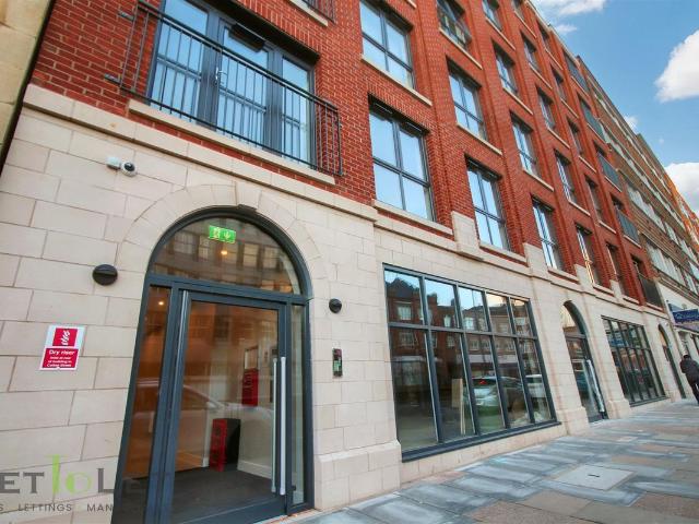 Agin Court, Charles Street, Leicester LE1, 2 bed flat to rent, £1,300 pcm | PrimeLocation