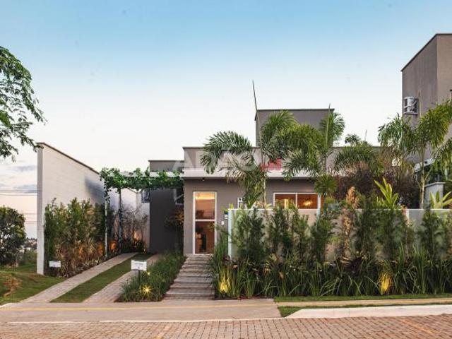 Ágio CASA TÉRREA JARDINS BERLIM Casa em Condomínio com 3 Quarto s por R$ 1436870.00 no setor Est
