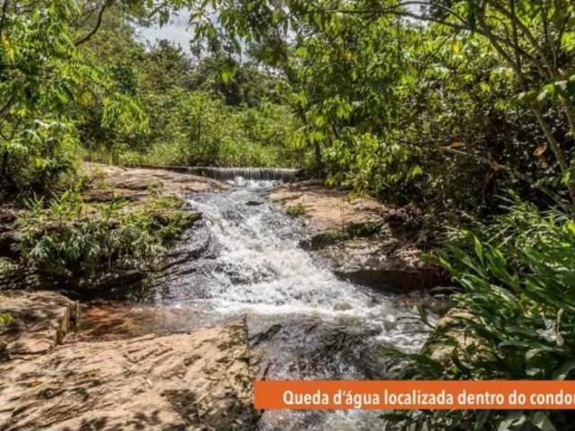 Ágio Lote em condomínio Jardins com 294,55 m²  próximo a GO 020 Lote à Venda, 294.55 por R$ 309277.5