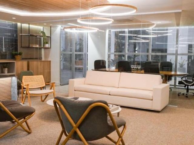 ÁGIO Sala 30m² no Euro Towers — Park Lozandes