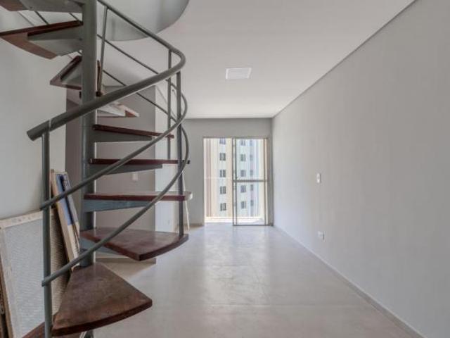 Atraente cobertura para venda em Cambuci com 3 quartos, sendo 1 suíte, 119m²