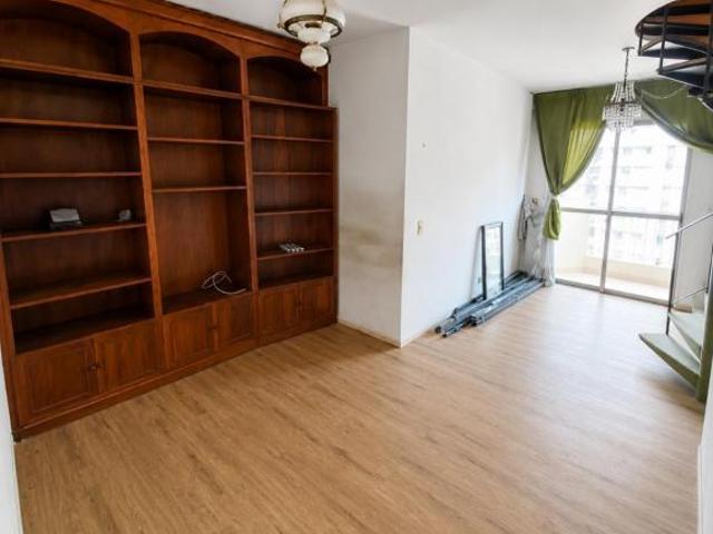 Aconchegante cobertura para venda em Moema com 3 quartos, sendo 1 suíte, 147m²