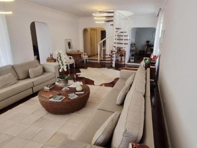 Excelente cobertura para venda em Morumbi com 5 quartos, sendo 2 suítes, 810m²