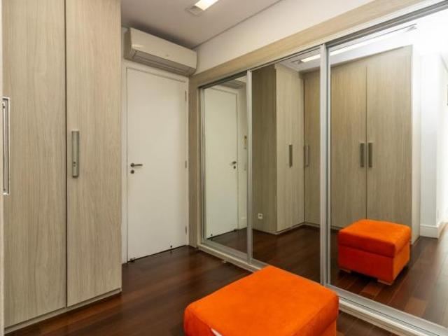 Agradável cobertura para venda em Portal do Morumbi com 4 quartos, sendo 2 suítes, 281m² lucianana
