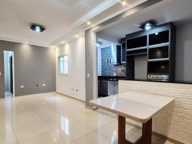 Confortável cobertura para venda em Vila Humaitá com 2 quartos, sendo 1 suíte, 133m²