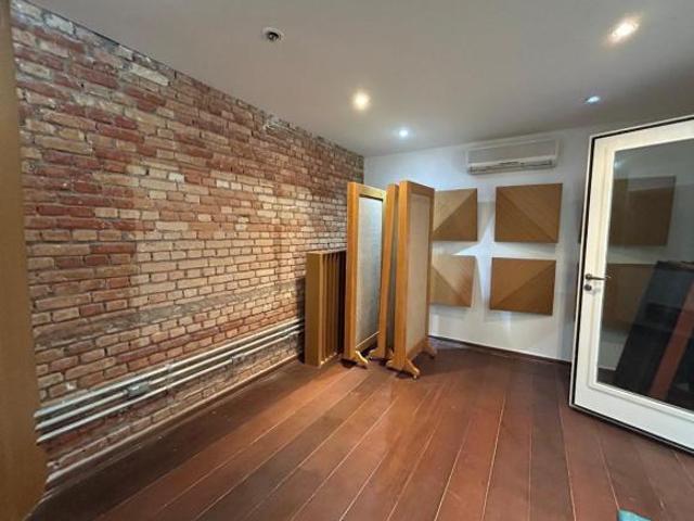 Excelente casa para venda em Vila Mariana com 3 quartos, 200m² remaxfront#HX7ZA