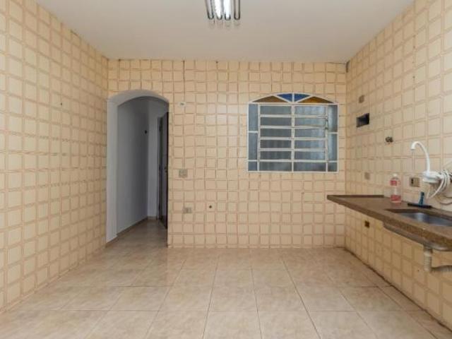 Atraente casa para venda em Vila Olímpia com 4 quartos, sendo 2 suítes, 208m² remaxares#U9ID2