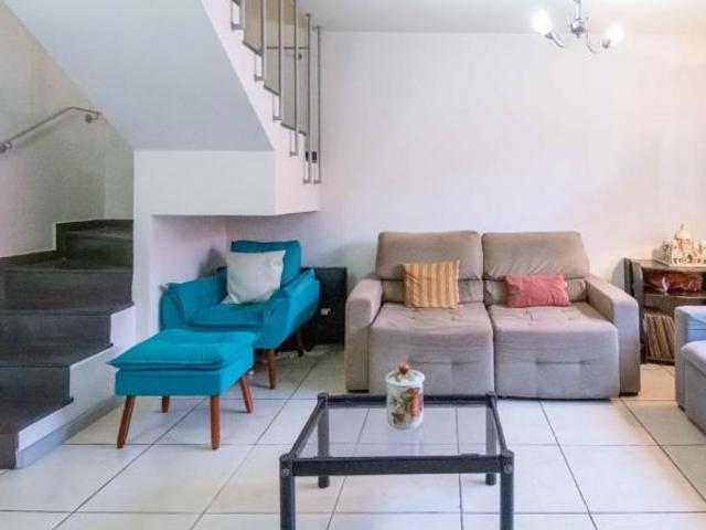 Aconchegante casa de vila para venda em Vila do Bosque com 3 quartos, sendo 1 suíte, 148m²