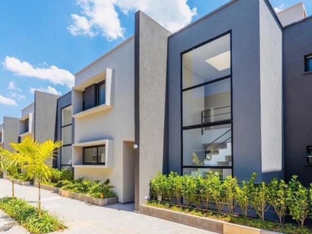 Deslumbrante casa em condomínio para venda com 4 quartos, sendo 4 suítes, 401.12m² remaxfront#JMZD