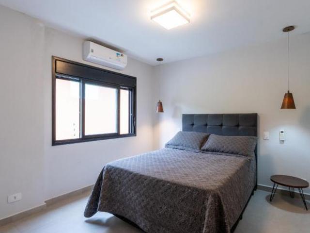 Deslumbrante casa para venda em Alto de Pinheiros com 4 quartos, sendo 4 suítes, 344m² remaxmonarc