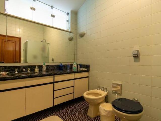 Agradável casa para venda em Alto de Pinheiros com 4 quartos, sendo 4 suítes, 495m² douglast#QSFVE