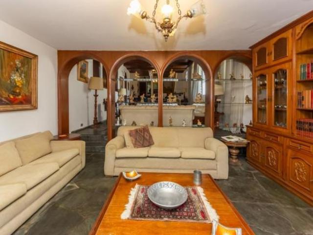 Versátil casa para venda em Campo Belo com 5 quartos, sendo 4 suítes, 369m² remaxfront#3TJ73