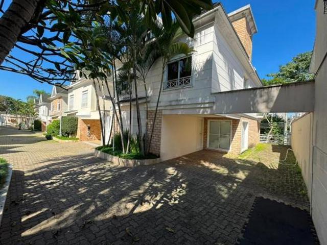 Sensacional casa para venda em Jardim Petrópolis com 3 quartos, sendo 1 suíte, 250m²