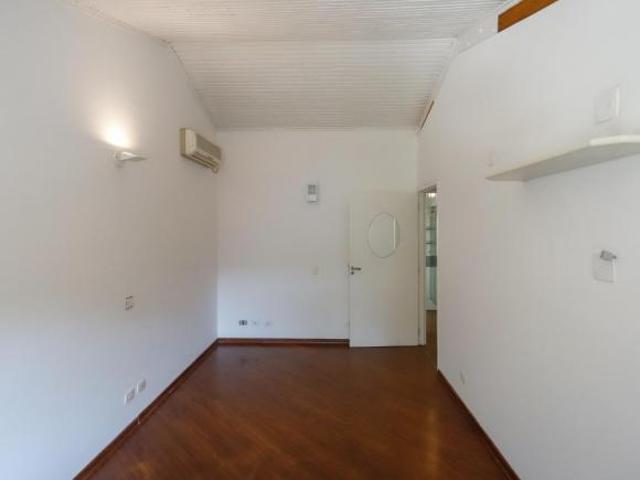 Funcional casa para venda em Sumaré com 3 quartos, sendo 1 suíte, 359m² samuelmisiuk#1OGG5