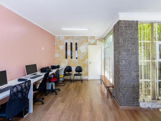 Imperdível casa para venda em Vila Congonhas com 2 quartos, 142m²