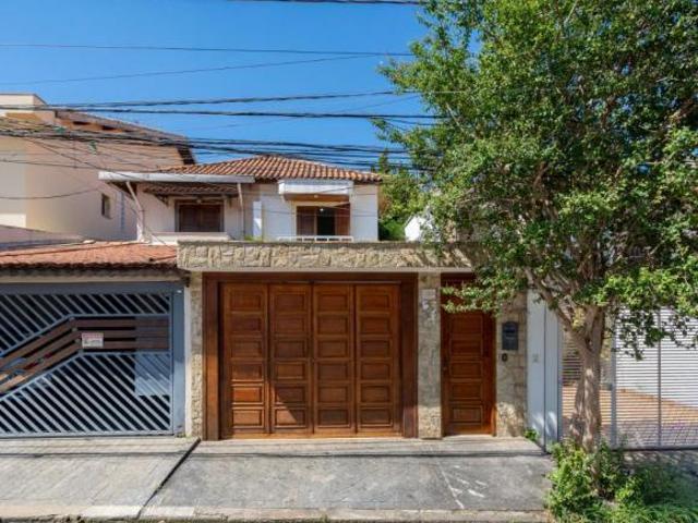 Agradável casa para venda em Vila Cruzeiro com 3 quartos, 129m²