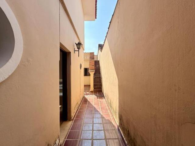 Elegante casa para venda em Vila Cruzeiro com 3 quartos, sendo 1 suíte, 187m²
