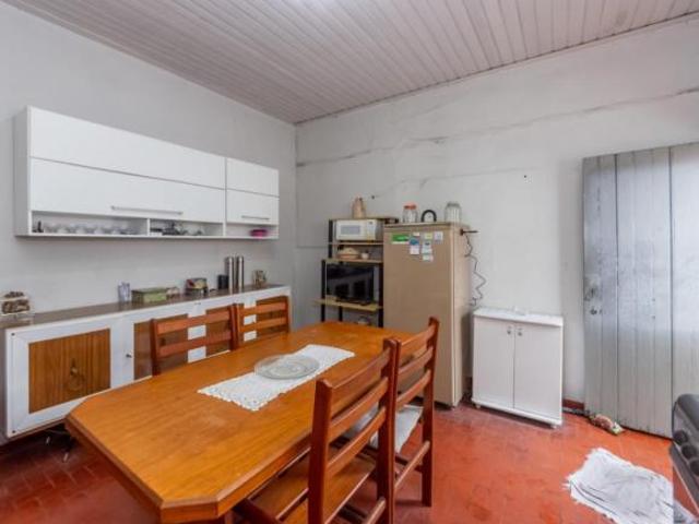 Agradável casa para venda em Vila Anastácio com 3 quartos, 160m²