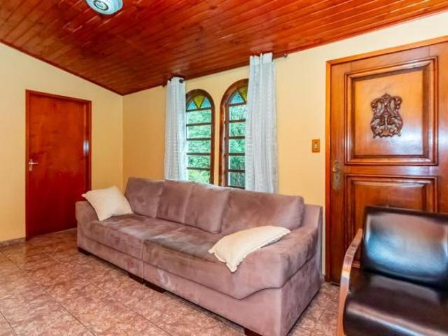 Imperdível casa para venda em Vila Guedes com 3 quartos, sendo 1 suíte, 100m²