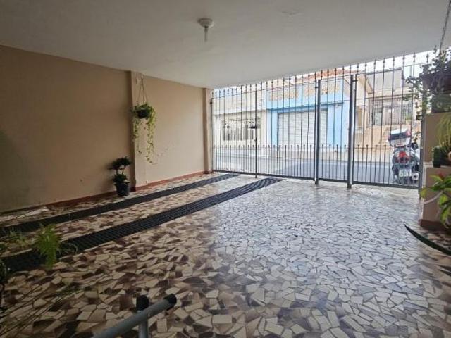 Imperdível casa para venda em Vila Santa Clara com 2 quartos, 60m²