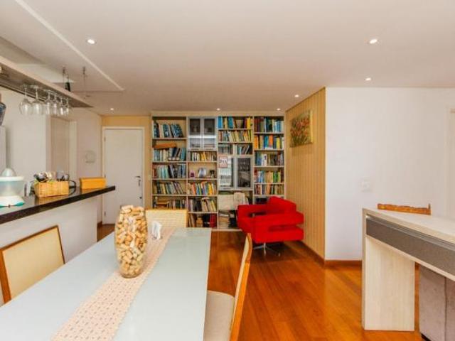 Elegante apartamento para venda em Tatuapé com 3 quartos, sendo 2 suítes, 92m²