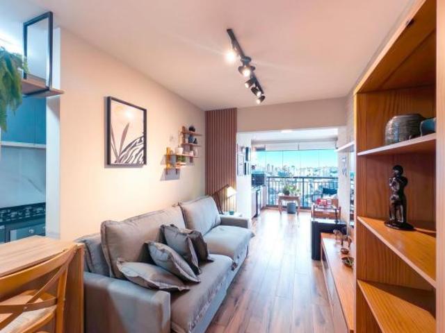 Aconchegante apartamento para venda em Vila Mascote com 2 quartos, sendo 1 suíte, 67m²