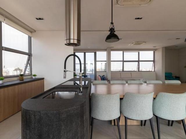 Agradável apartamento para venda em Vila Clementino com 2 quartos, sendo 2 suítes, 118m² giseleboa