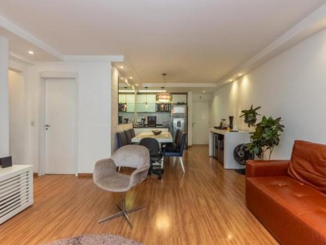Agradável apartamento para venda em Vila Gumercindo com 2 quartos, sendo 1 suíte, 82m²