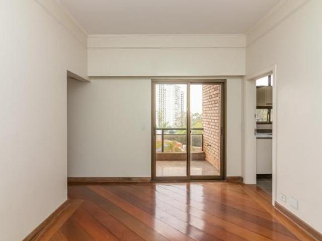 Agradável apartamento para venda em Vila Suzana com 4 quartos, sendo 4 suítes, 393m² claudiavallil