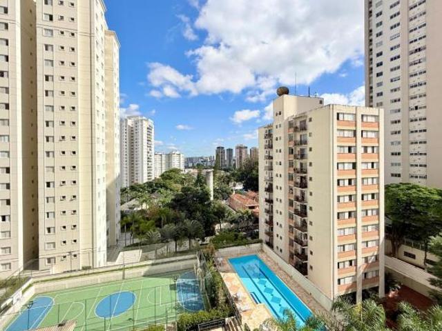 Deslumbrante apartamento para venda em Vila Sofia com 3 quartos, sendo 1 suíte, 87m²