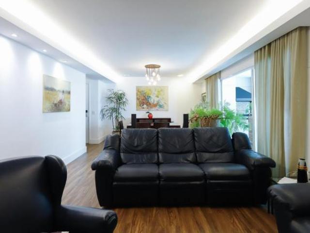 Elegante apartamento para venda em Água Branca com 3 quartos, sendo 3 suítes, 157m²