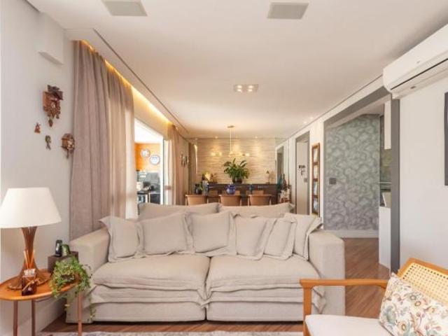 Elegante apartamento para venda em Alto da Mooca com 2 quartos, sendo 2 suítes, 115m²