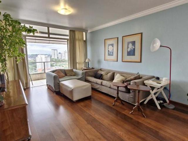 Funcional apartamento para venda em Brooklin com 3 quartos, sendo 1 suíte, 182m²