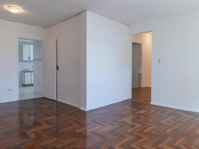 Agradável apartamento para venda em Cerqueira César com 2 quartos, sendo 1 suíte, 101m²
