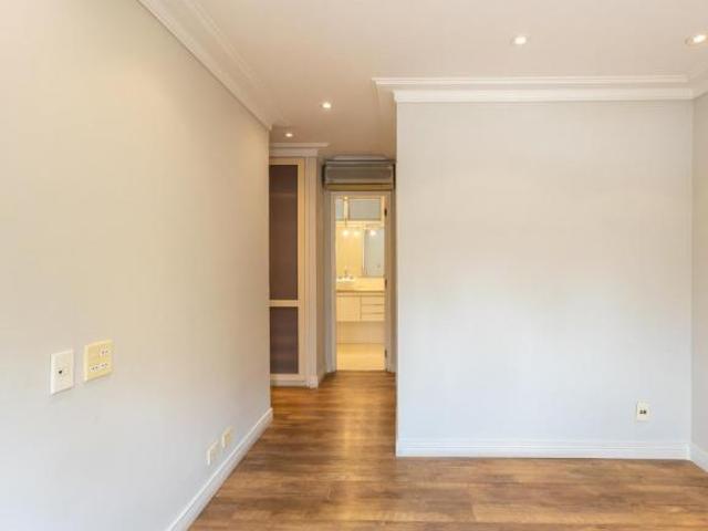 Aconchegante apartamento para venda em Itaim Bibi com 4 quartos, sendo 1 suíte, 196m² remaxares#XS