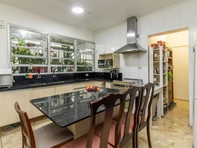 Versátil apartamento para venda em Itaim Bibi com 3 quartos, sendo 1 suíte, 180m² remaxares#0N9SV