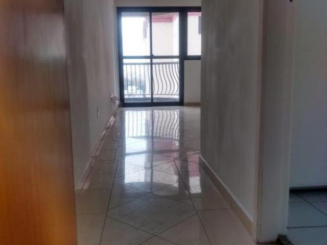 Agradável apartamento para venda em Jardim Marajoara com 3 quartos, sendo 1 suíte, 70m²