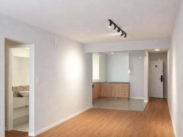Agradável apartamento para venda em Perdizes com 3 quartos, sendo 1 suíte, 127m²