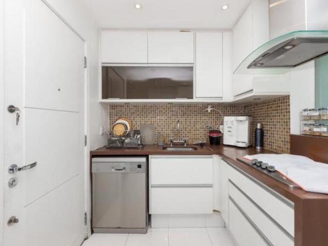 Deslumbrante duplex para venda em Itaim Bibi com 4 quartos, sendo 4 suítes, 190m²