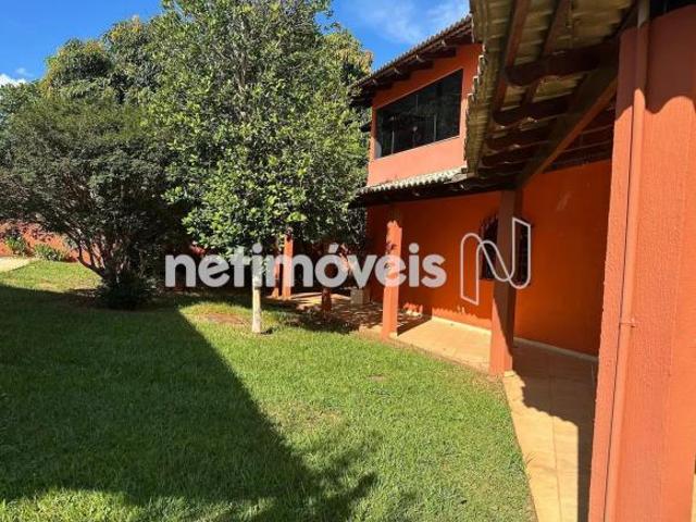Agradável e ampla casa no Tororó Jd. Botânico